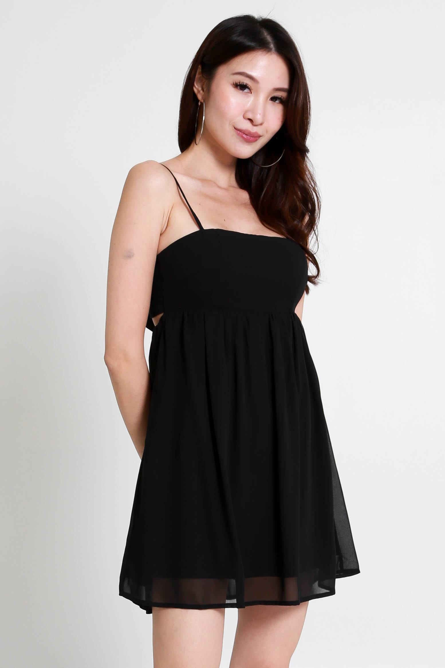 Eva Tie Back Ribbon Mini Dress (Black) | Carrislabelle