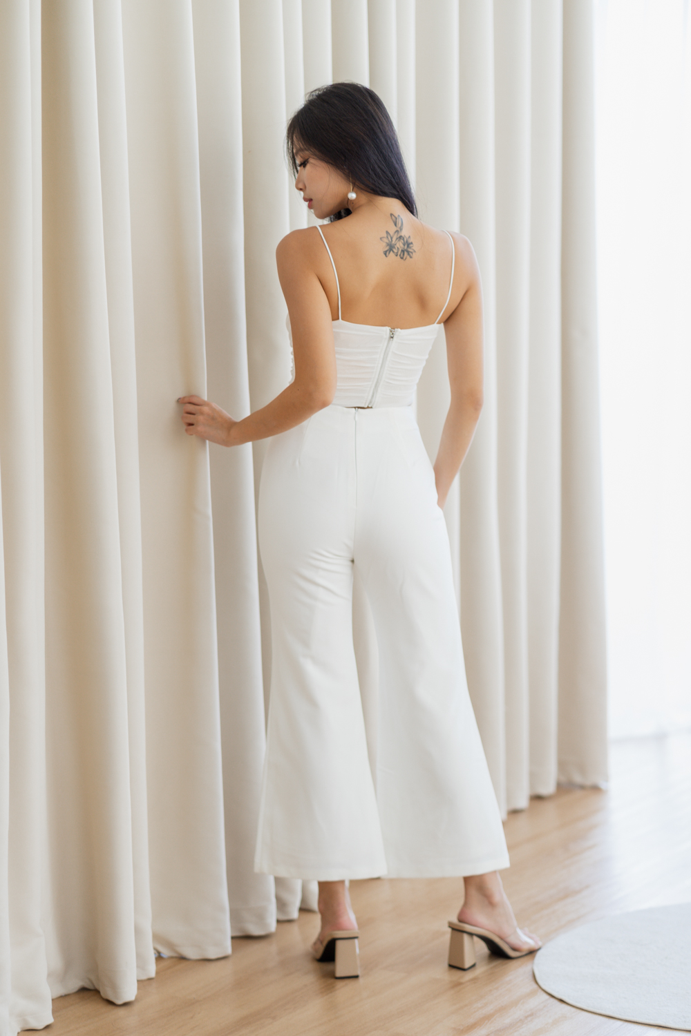 PETITE Carla Bell Bottom Fitted Pants (White) | Carrislabelle