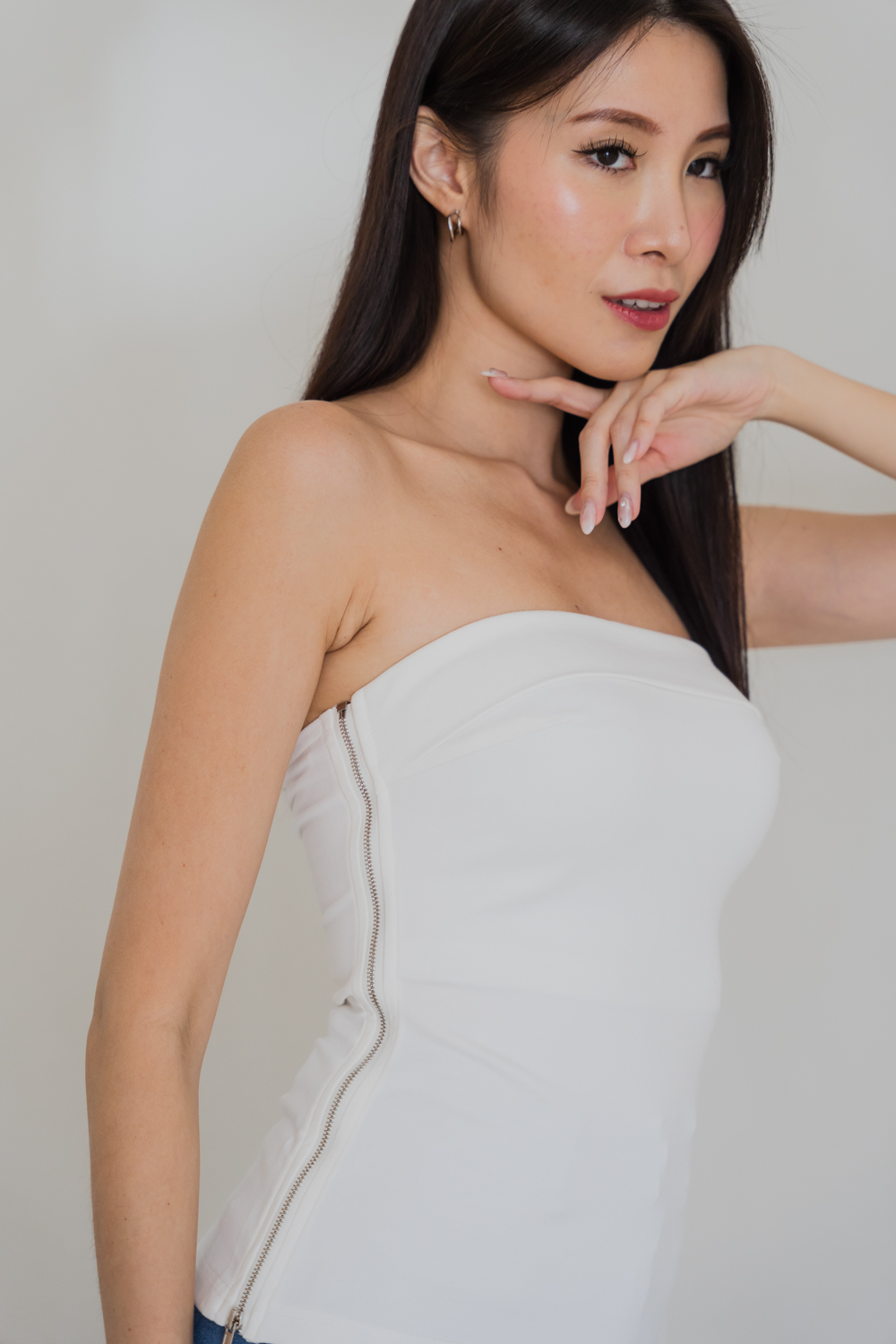 Tyra Padded Side Zipper Top (White) | Carrislabelle