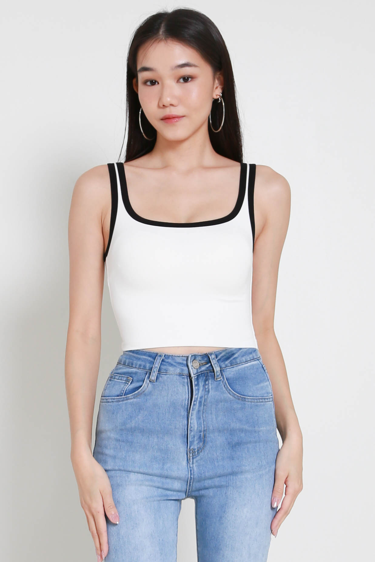 Daria Outline Padded Top (White) | Carrislabelle
