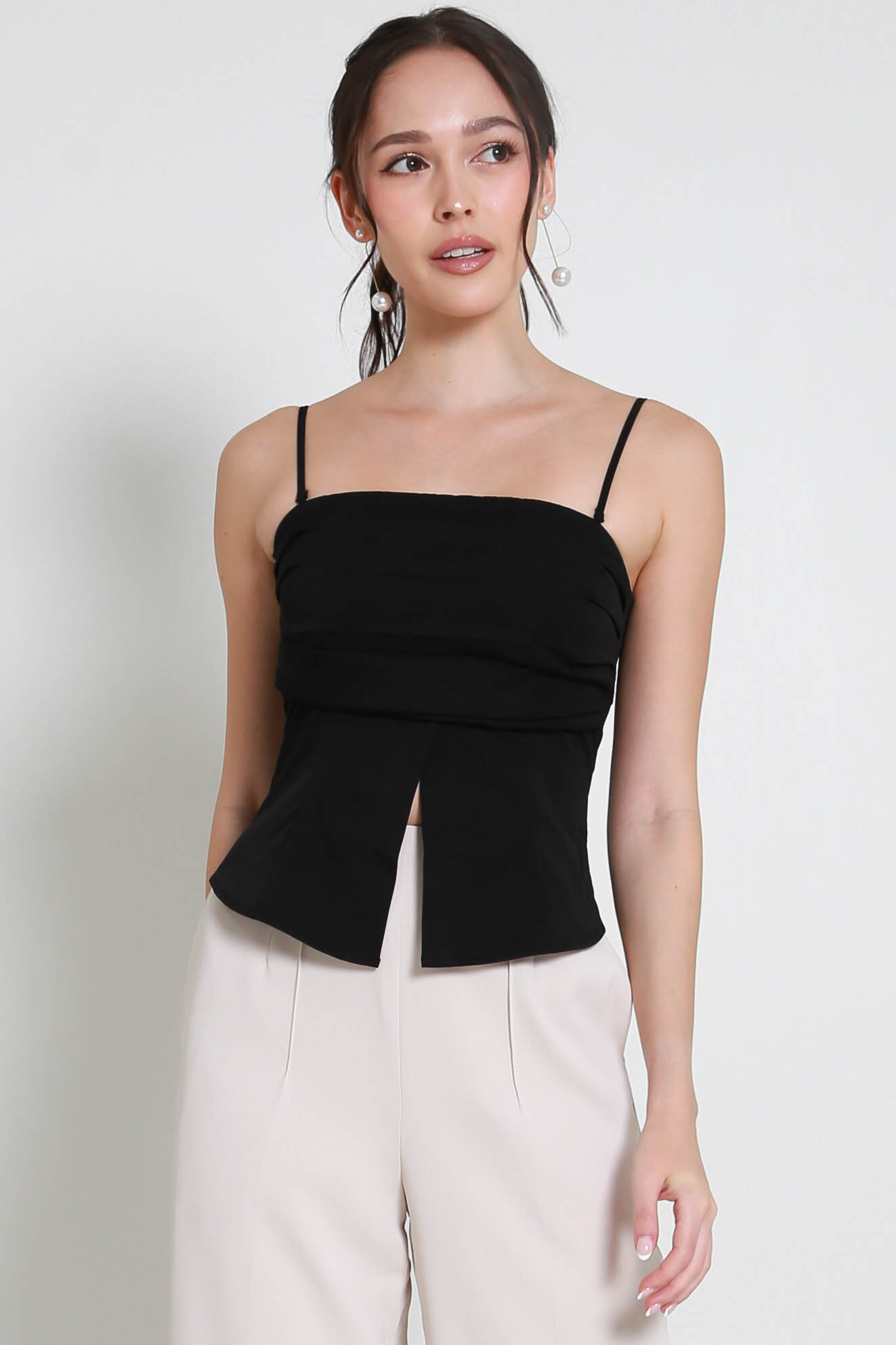 Twyla Padded Babydoll Front Slit Top (Black) | Carrislabelle