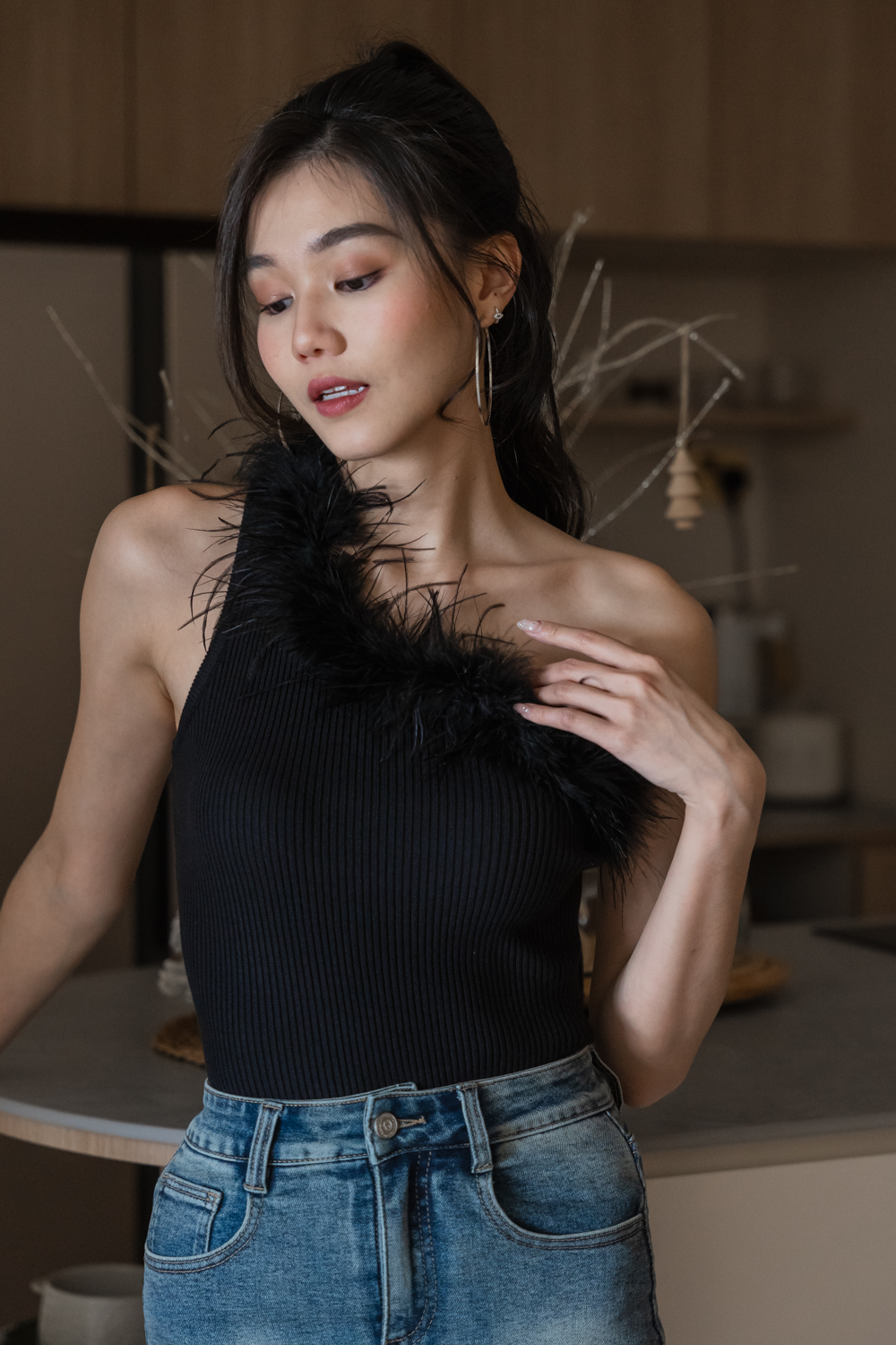 Emi Feather Toga Knit Top (Black) | Carrislabelle