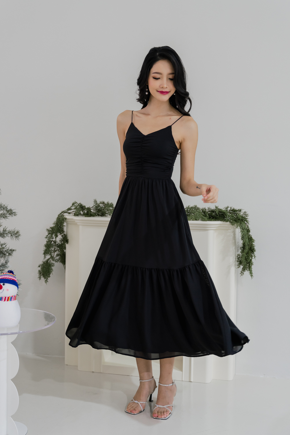 Adeline V Neck Dress (Black) | Carrislabelle