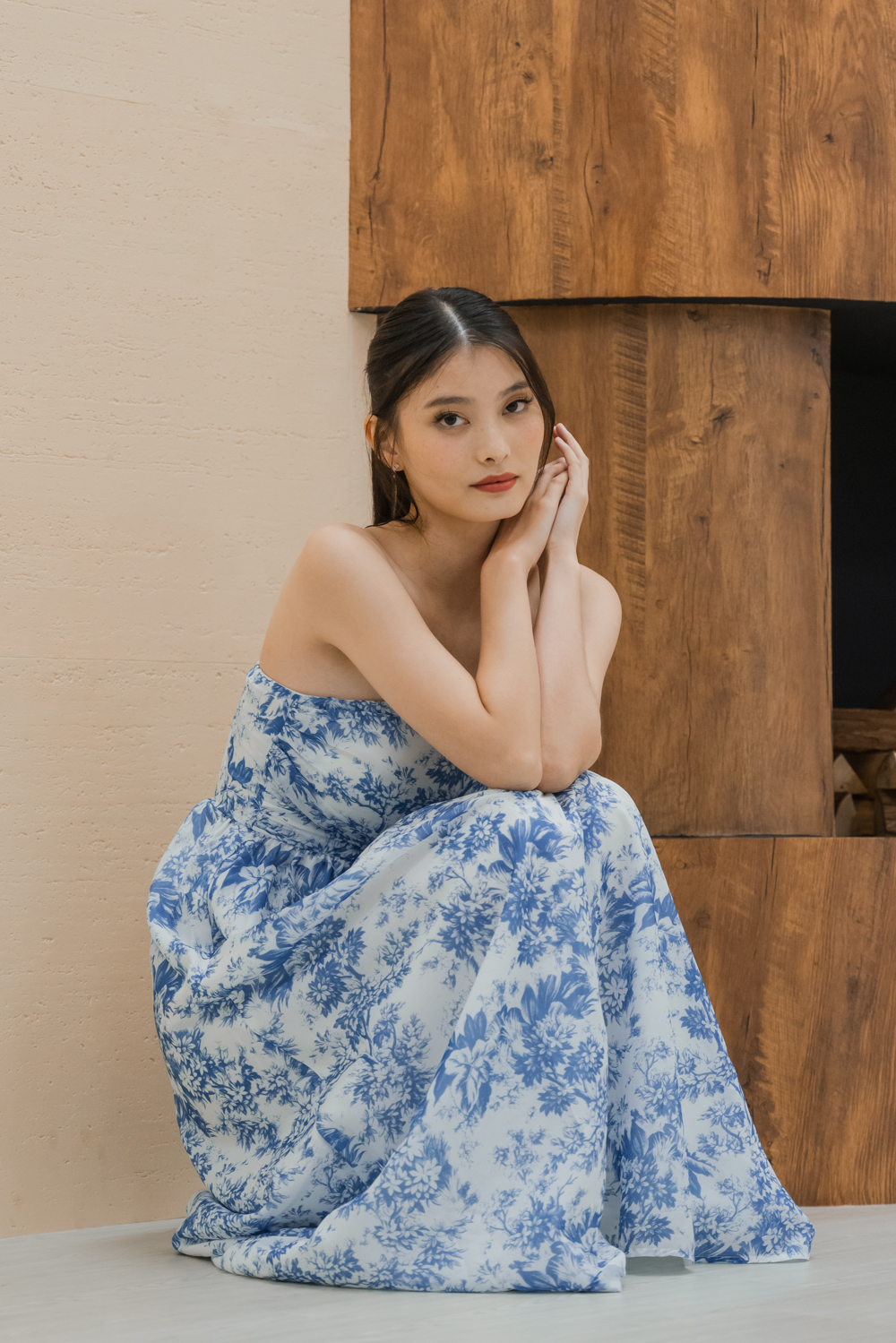 Edith Ruched Midi Dress (Royal Blue Floral) | Carrislabelle