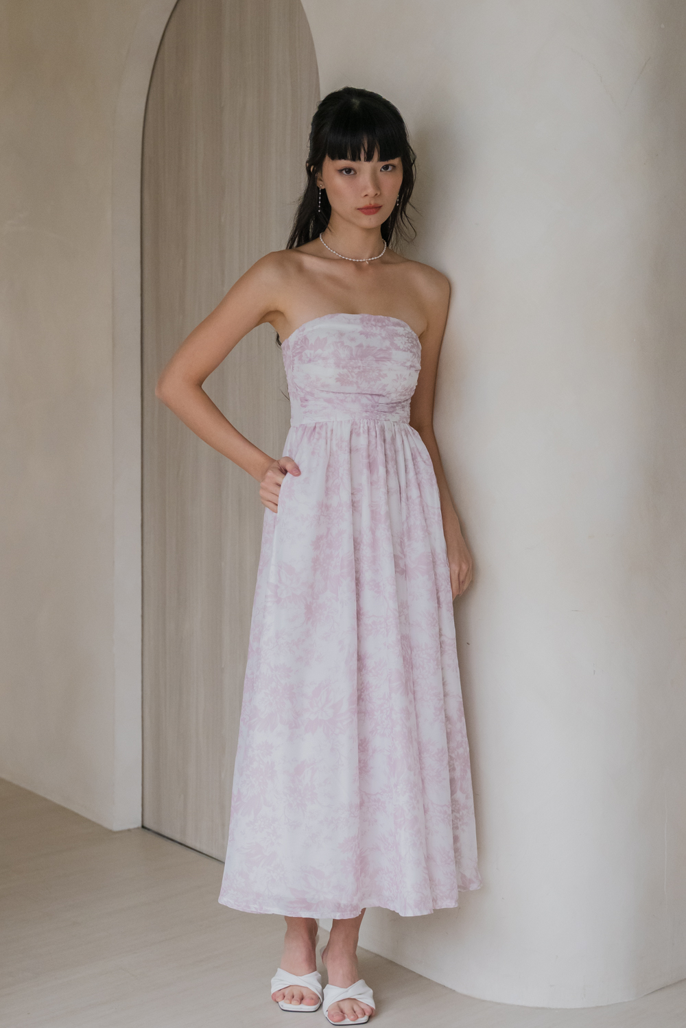 Edith Ruched Midi Dress (Soft Pink Floral) | Carrislabelle