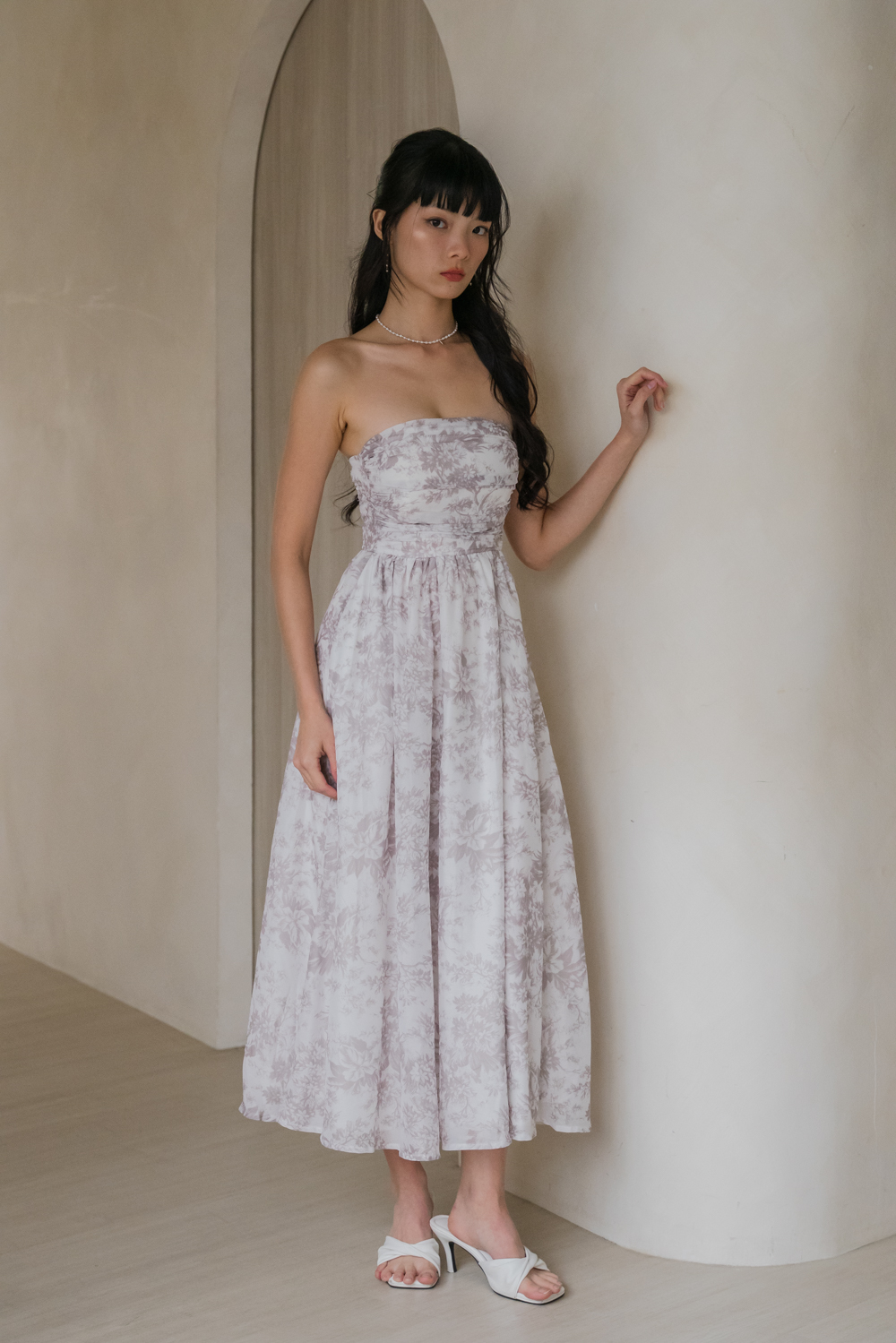 Edith Ruched Midi Dress (Light Taupe Floral) | Carrislabelle